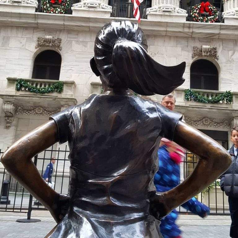 The Story Behind Lower Manhattan’s Charging Bull and Fearless Girl Statues